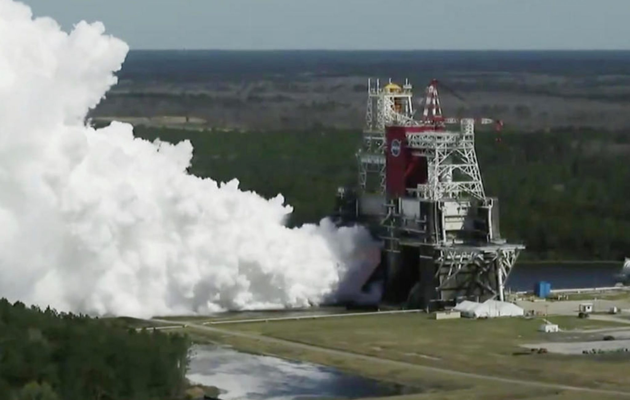 SLS hot fire test completes the “Green Run” campaign - Watch U.S. Fly